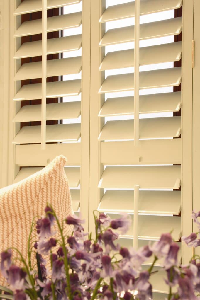 Refinishing Shutters 六‍ - The Scottish Shutter Company